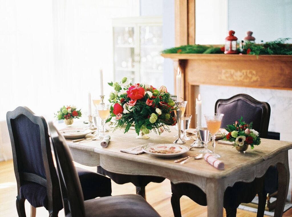 Christmas Dinner Table Setting - The Every Hostess