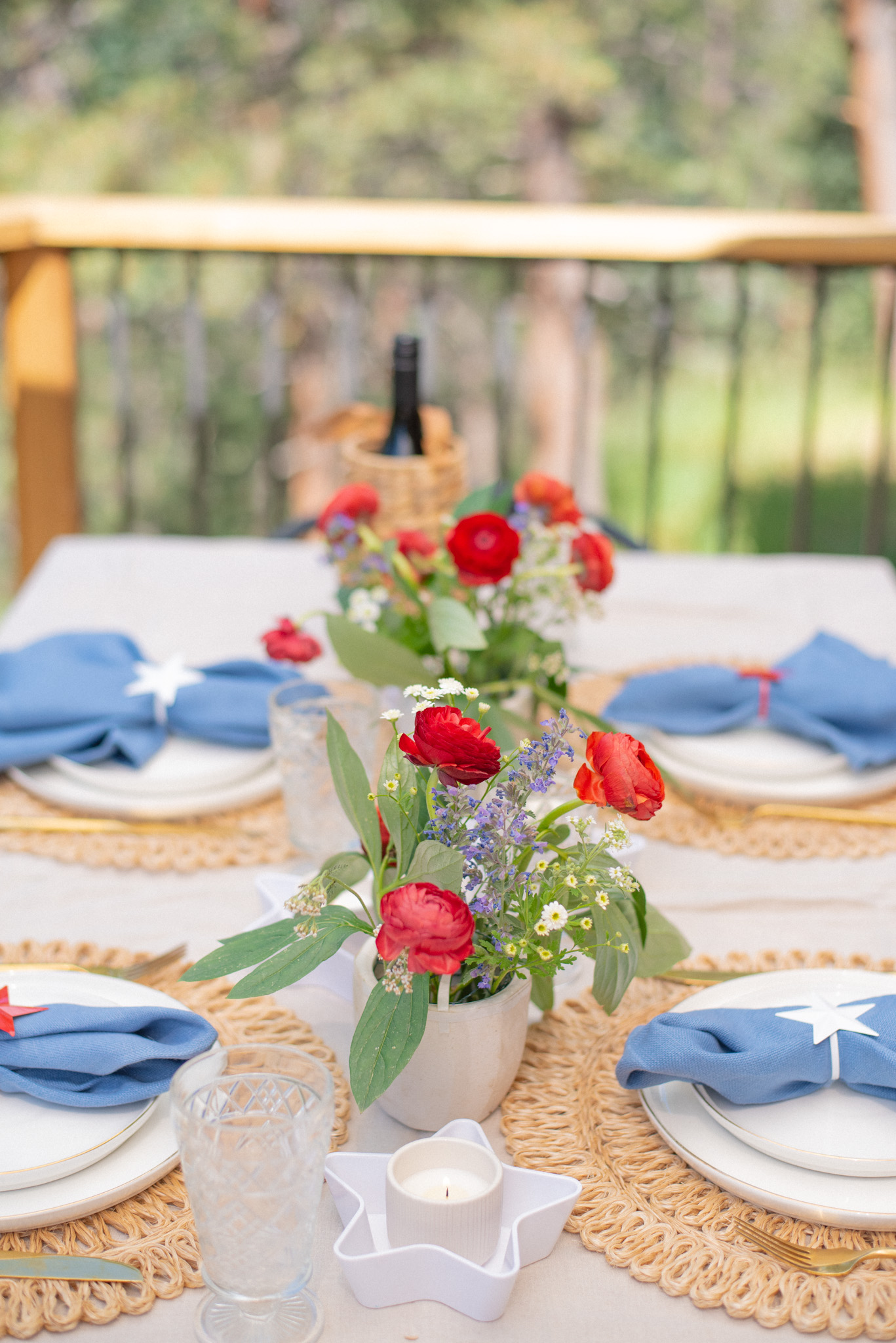July 4th Table Setting Inspiration - The Every Hostess